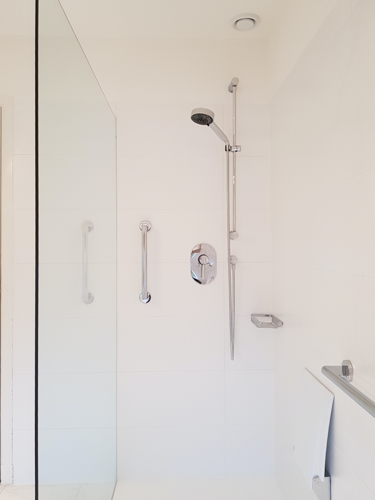 Douchebak op maat – Marlan solid surface